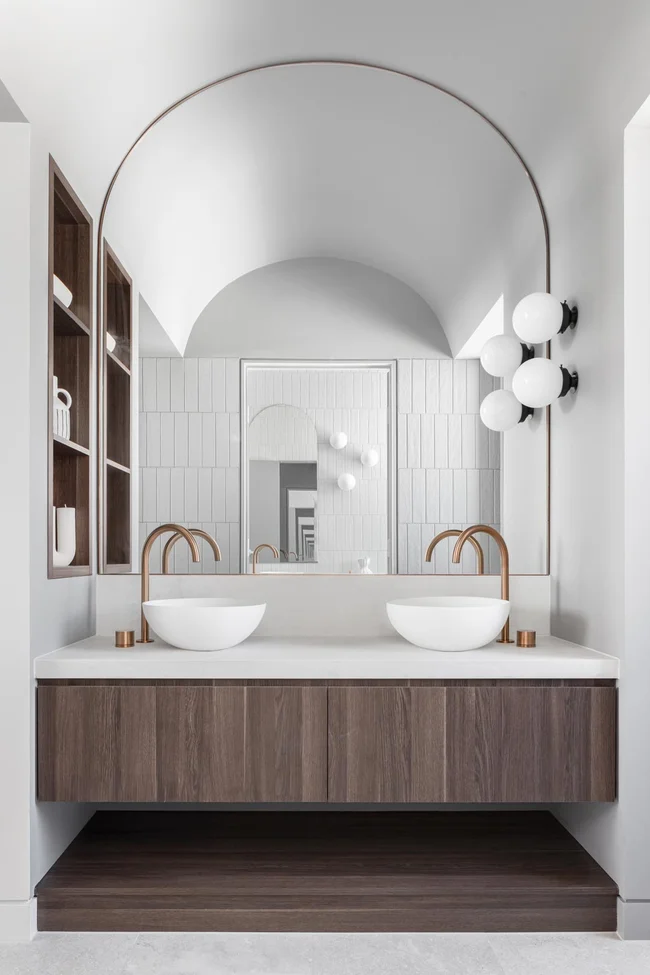 Touk Miller’s Modern Coastal Open Plan Paradise | House Tour