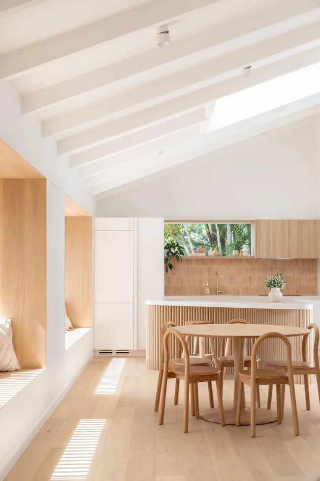 Two Contemporary Coastal Villas Encapsulate the Spirit of Cabarita ...