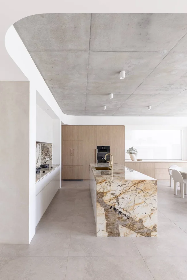 Grèce: Co-Owner of SABO SKIRT’s Modern Mediterranean-Style House ...