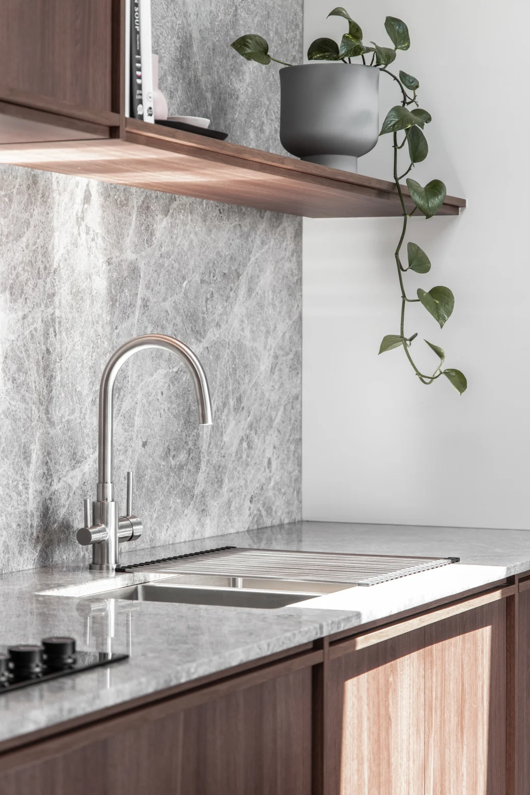 How to Mix Metals: Our 3-Step Guide to Mastering the Trend Like a Pro ...