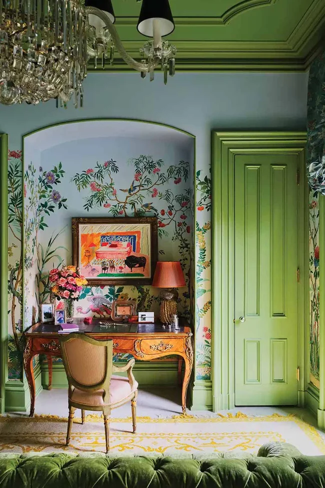 What is Maximalism? A Guide to Maximalist Interior Design - ABI ...