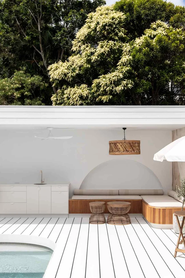 5 Pool Area Ideas to Consider When Redesigning Your Outdoor Haven | ABI ...