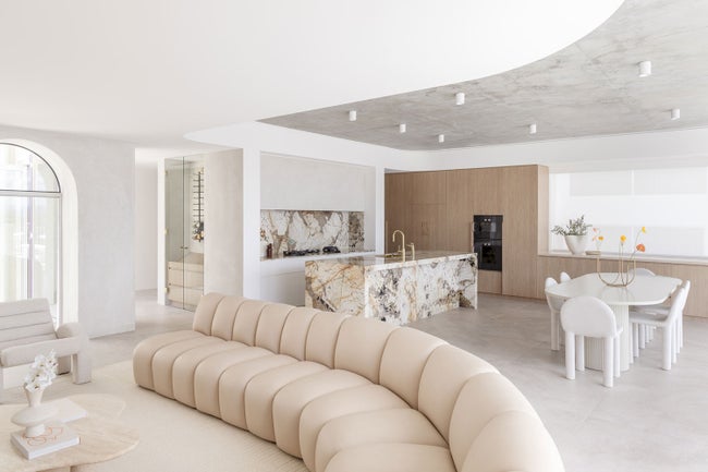 Grèce: Co-Owner of SABO SKIRT’s Modern Mediterranean-Style House ...