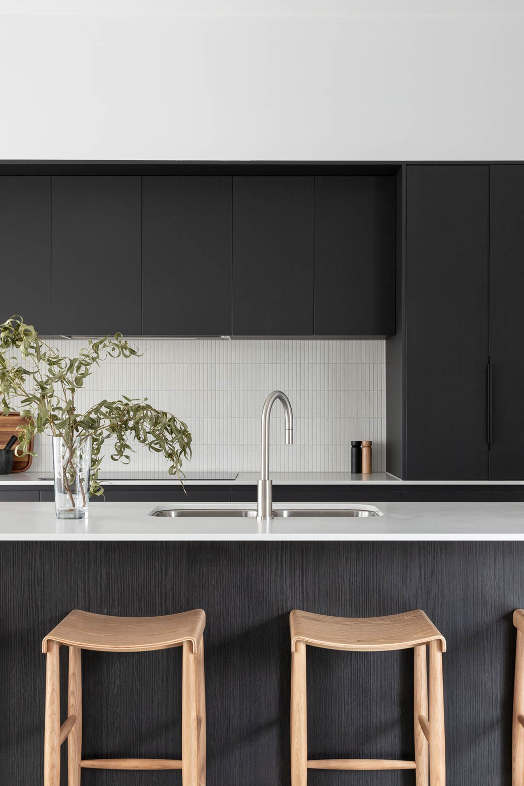 The Sociable Weaver’s Japanese-Style House Is a Thoughtful Inner-City ...