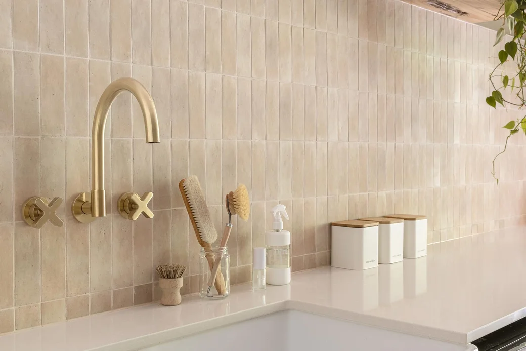 The Ultimate Guide to Water-Efficient Fixtures for Your Home | ABI ...