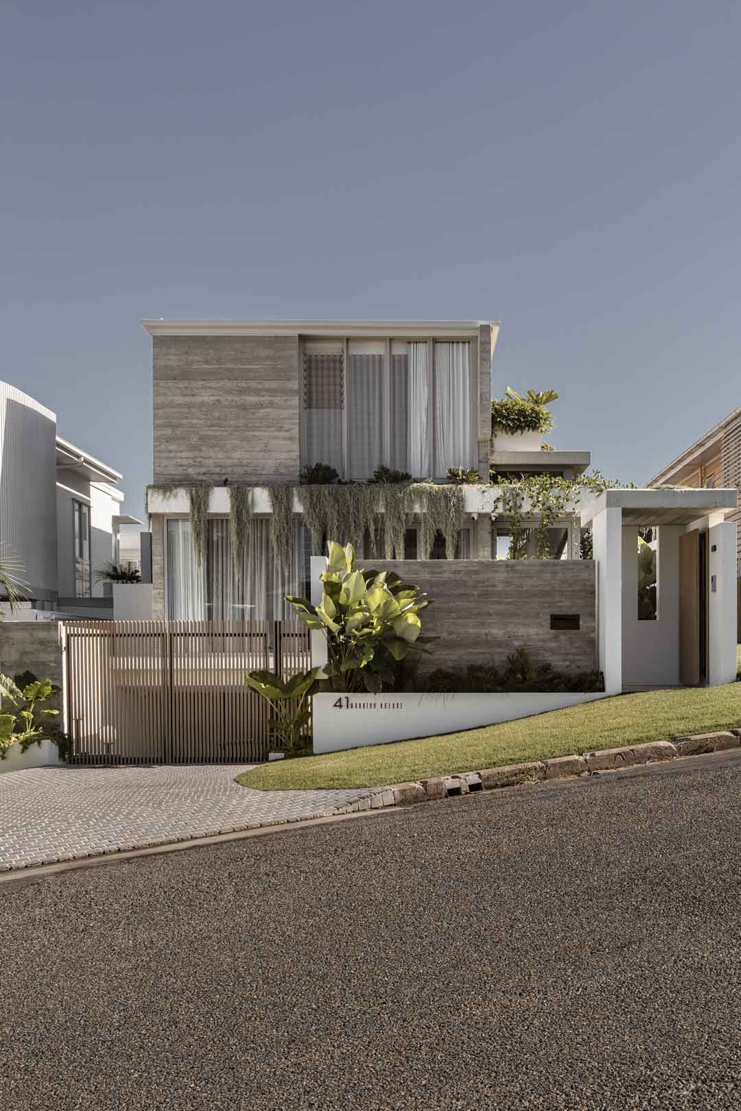 The Grotto: Brutalist Architecture Meets Biophilic Design in This ...