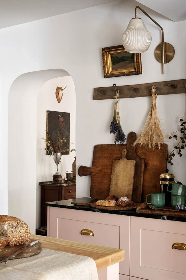 Bloomcore: Everything You Need to Know About the Latest Floral ...