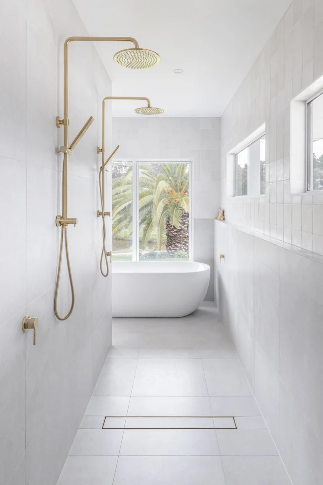 Bathroom Renovations: Bathtub, Shower, or Both? | ABI Interiors