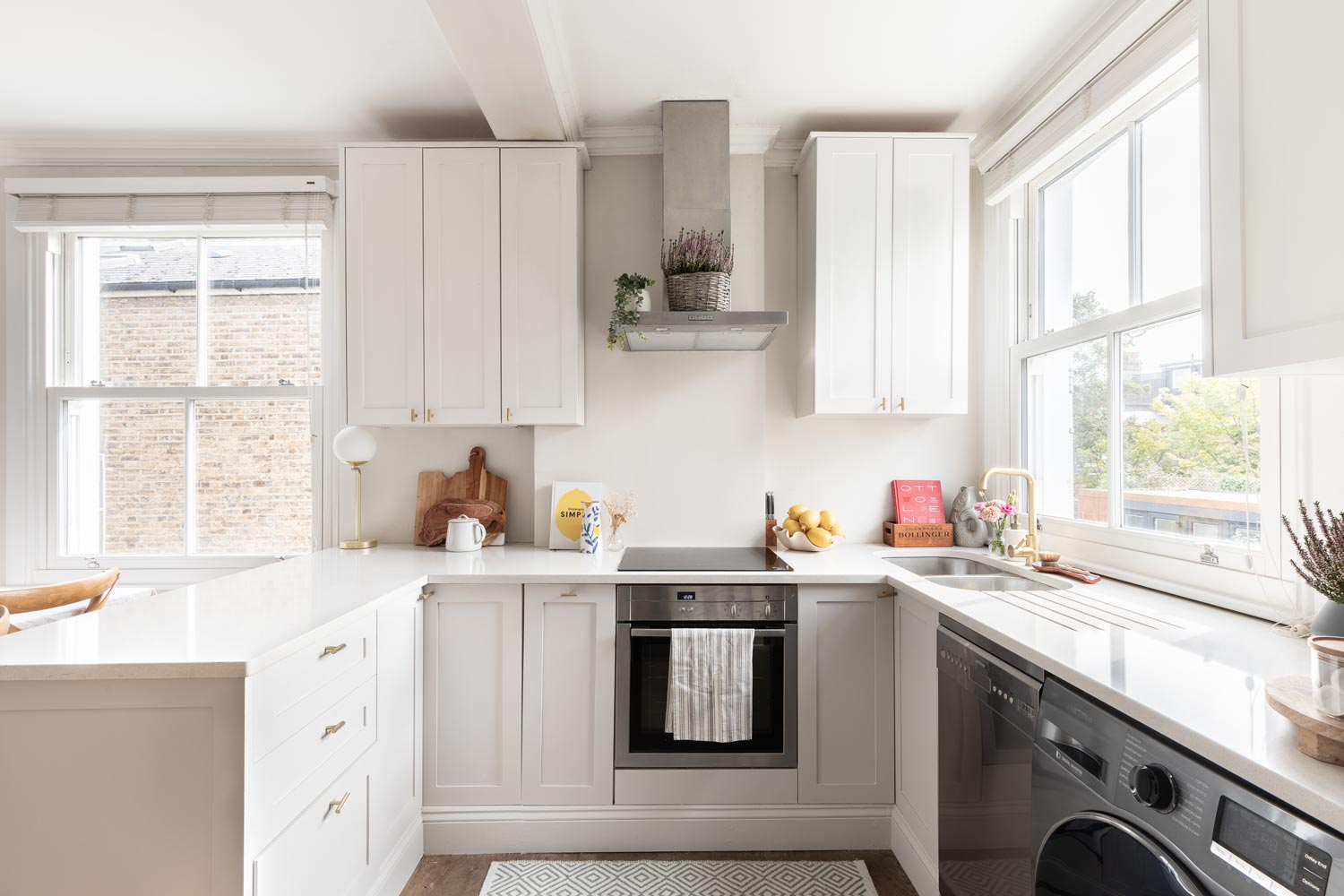 Victorian Terrace House Embraces Mid-Century Interior Design | ABI ...